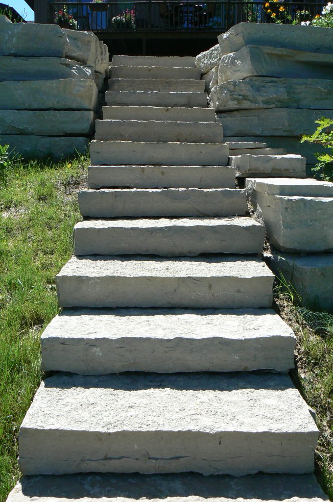 Gray Snapped Steps - Peninsula Stone