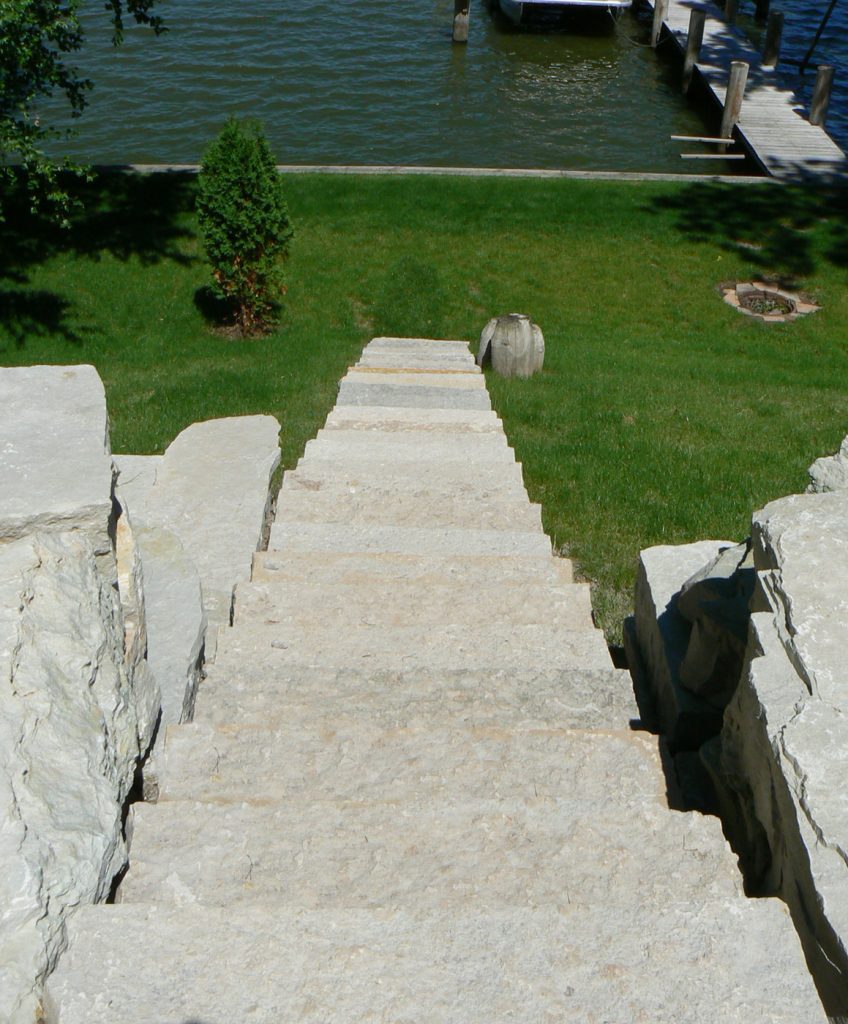 Gray Snapped Steps - Peninsula Stone